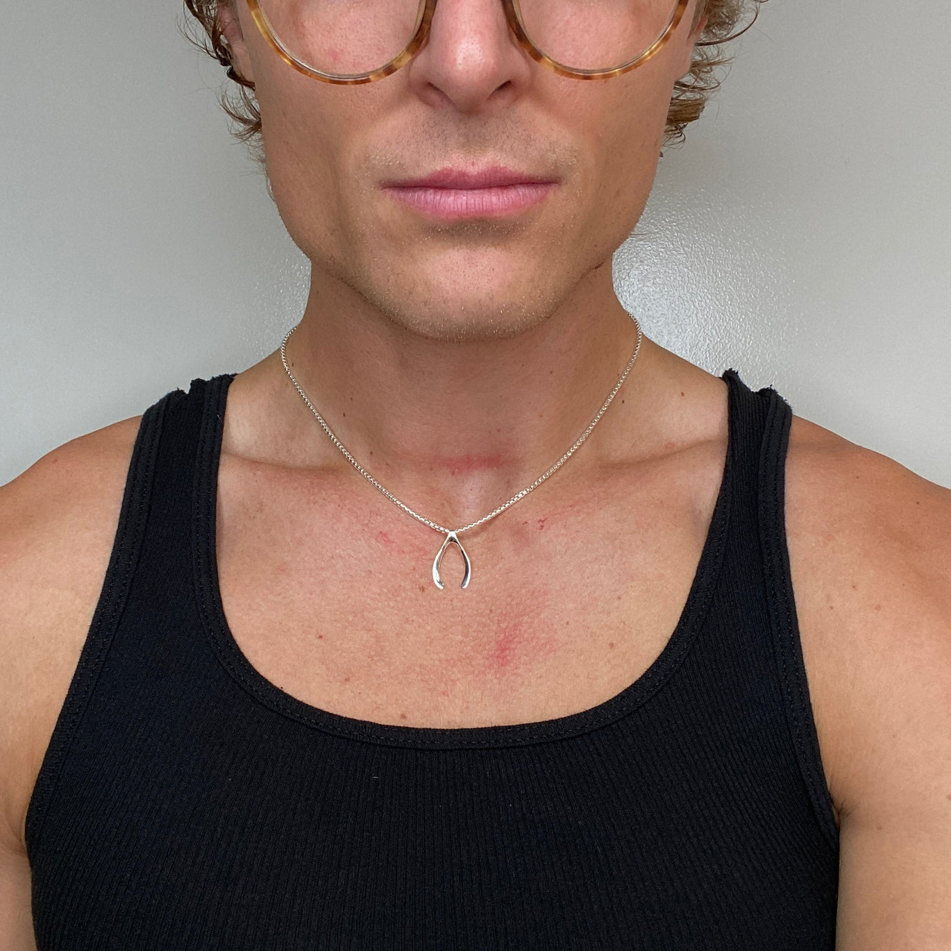 Wishbone Pendant + Chain | Minted New York